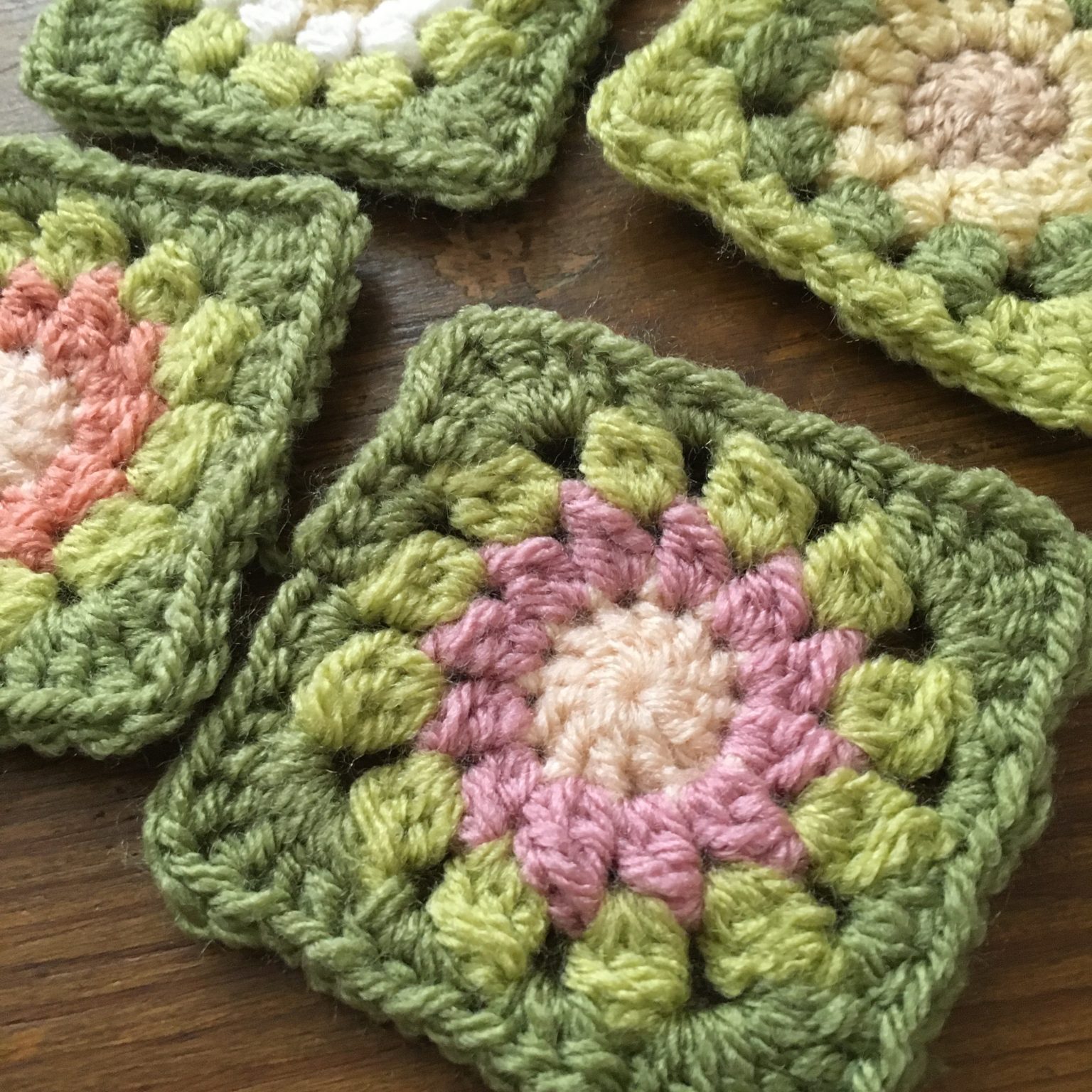 Traditional Granny Squares - Samantha Clair Crochet