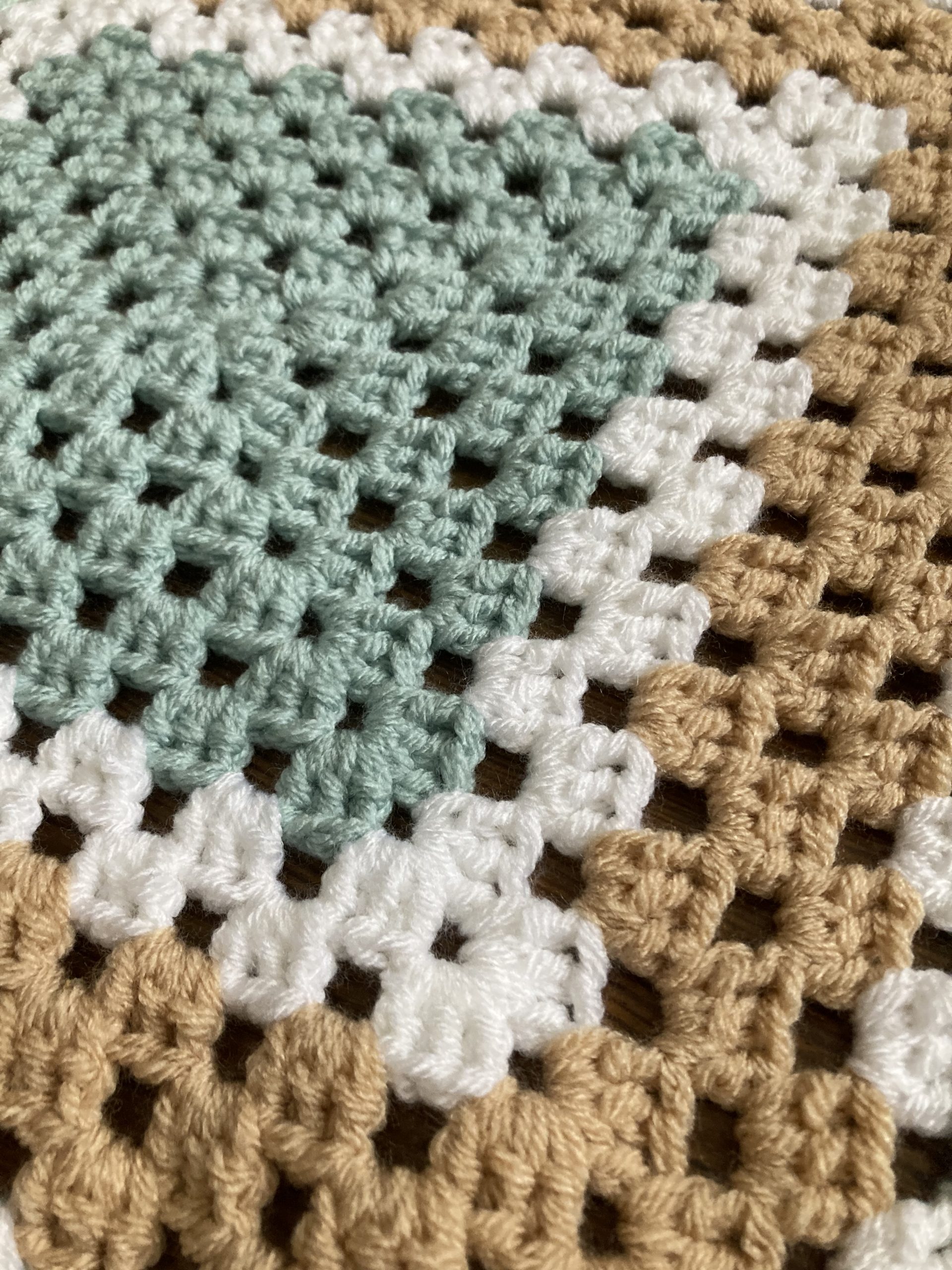 Meemaw's Granny Square - Samantha Clair Crochet